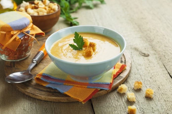 კარტოფილის სუპ–პიურე გოგრის და სოკოს სუპზე უკეთესია